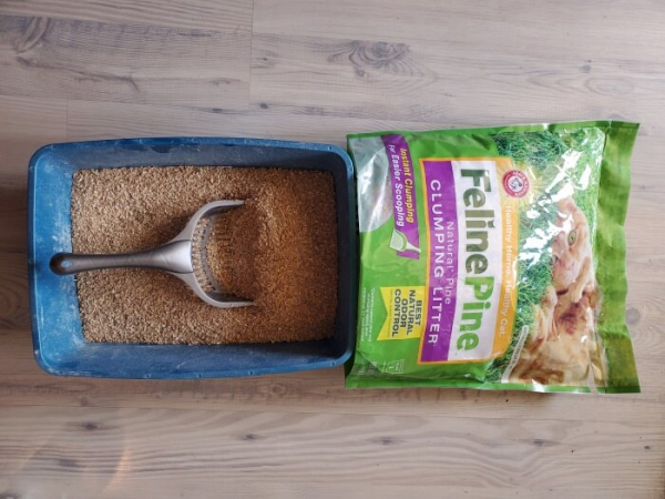 Unbiased Feline Pine Cat Litter Review - Cats.com
