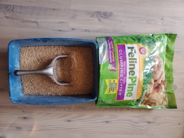 Unbiased Feline Pine Cat Litter Review - Cats.com