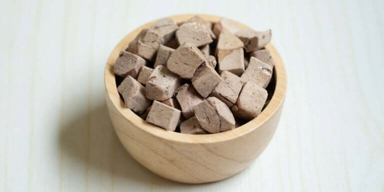 Can Cats Eat Chicken Liver? - Cats.com